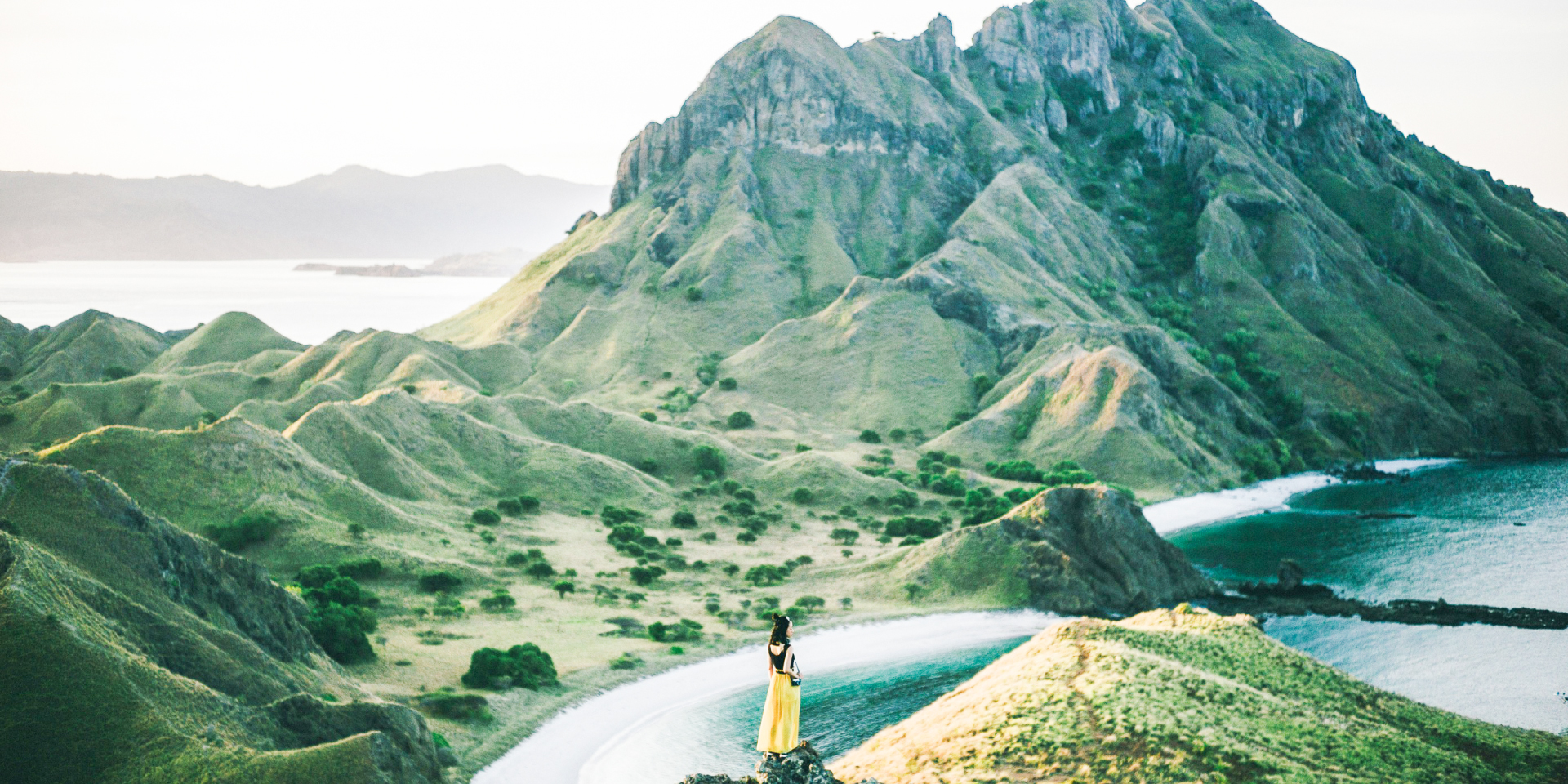 Best Time to Visit Indonesia: Weather Guide & Travel Seasons 2025